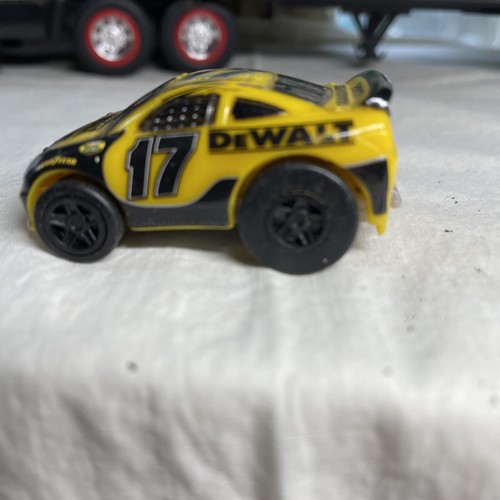 Hot Wheels 2003 NASCAR Speed Demons #17 Dewalt Car | eBay