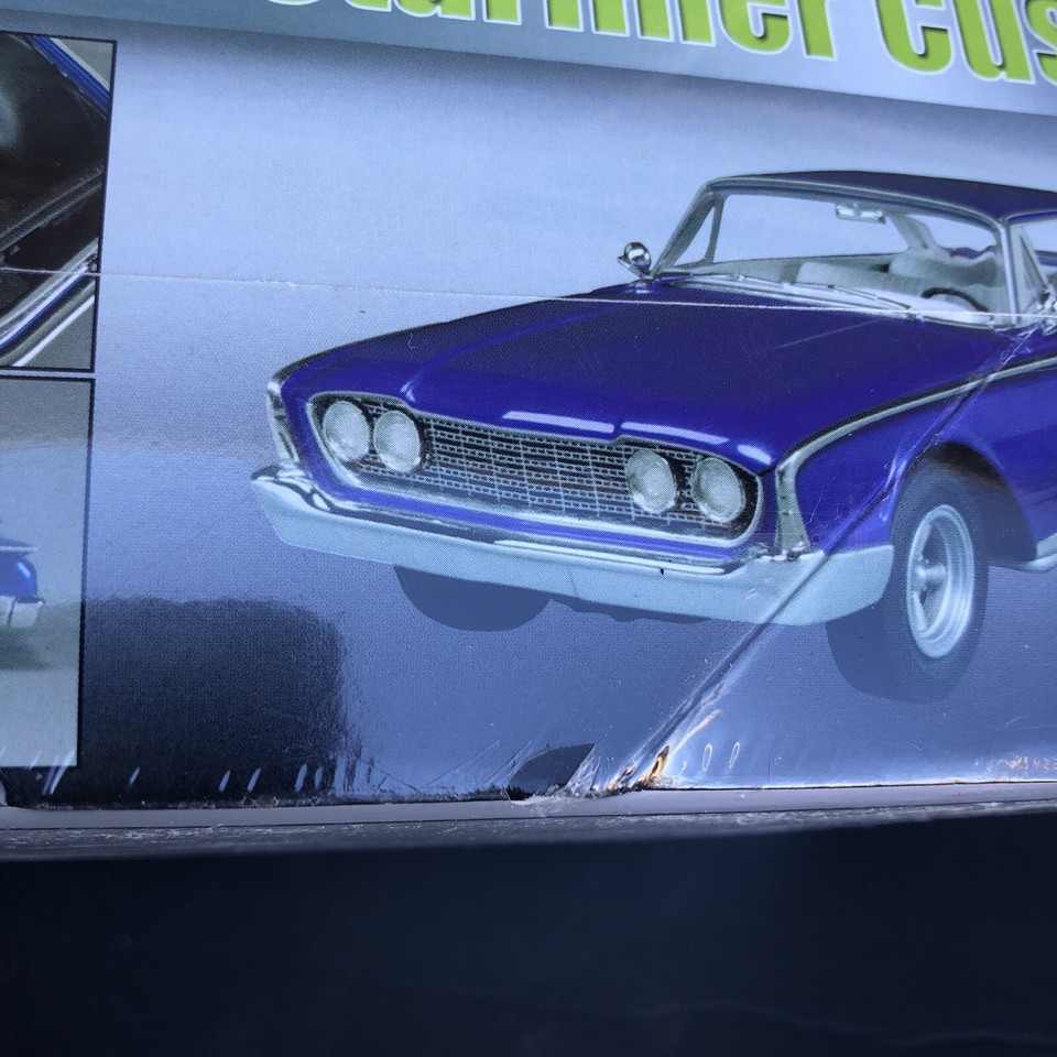 AMT Ertl 1960 Ford Starliner Custom Kit #30045 1/25 Scale Model Kit ...