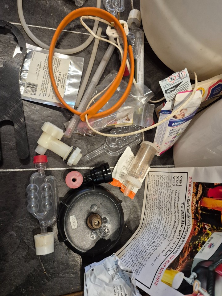 Home brewing/winemaking equipment - Beer Machine/King Keg/Fermentation ...