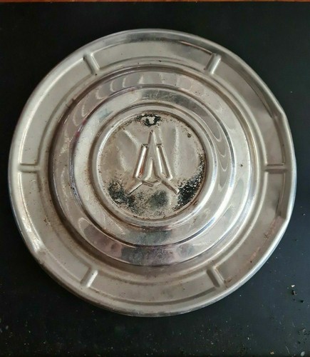 Vintage Valiant Hubcap | eBay