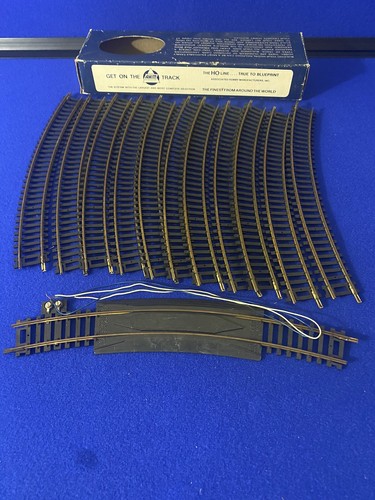AHM HO Scale Circle Track Set 11 Curves & 1 Terminal Track #25001 TR ...