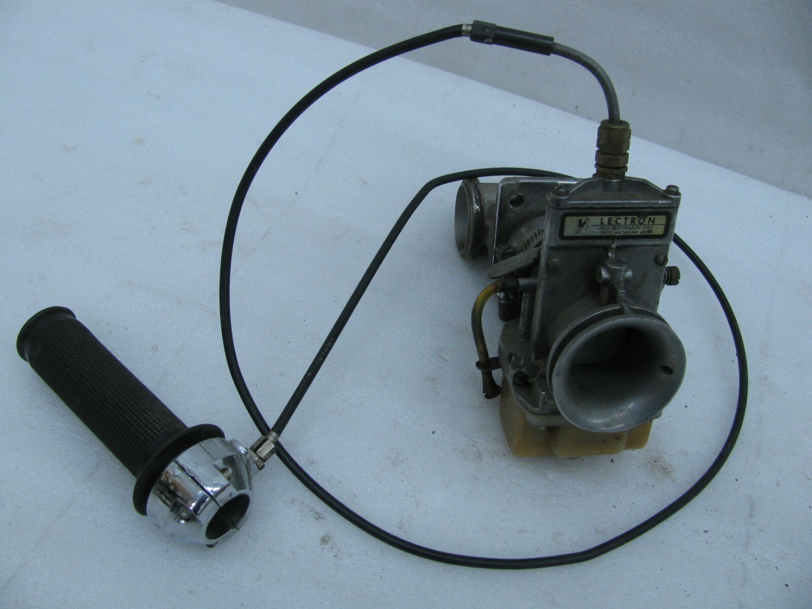 Lectron Carburetor and BTE quick throttle Harley Davidson Panhead ...