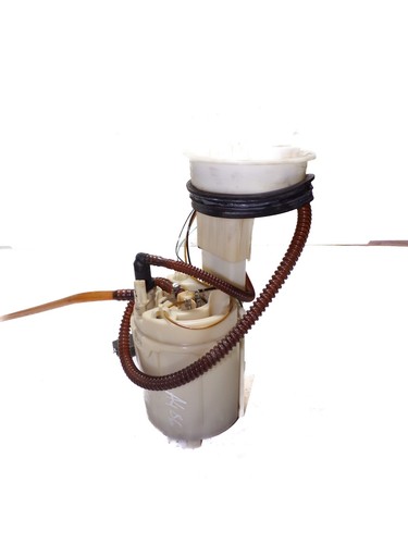 AUDI A4 8E2, B6 8E0919051 Pompe à Carburant 2.40 Petrol 125kw 2002 ...