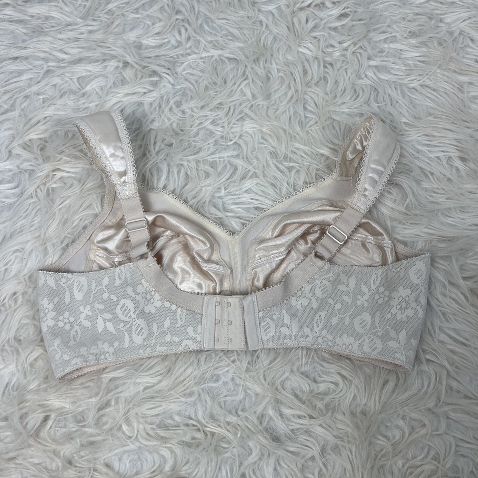 Vintage Playtex 18-Hour Bra Natural Beige Wireless Soft Cups Padded ...
