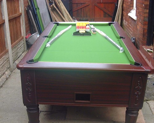 7FT BY4FT IMPERIAL COIN OPERATED POOL TABLE GREEN CLOTH CAN DELIVER ...