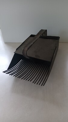 Vintage Blueberry Cranberry Hand Picker Scoop Rake Harvest Primitive ...