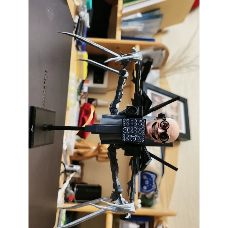 Skibidi Toilet Chief Scientist Skibidi Toilet Mech Model Figure Toy ...