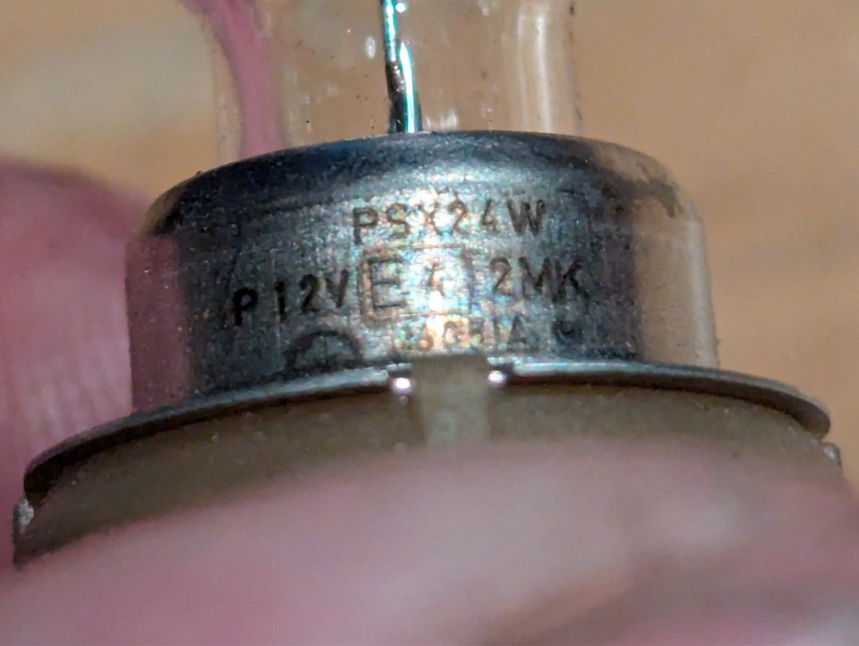 Philips 12276C1 Premium PSX24W Fog Lamp Bulb | eBay