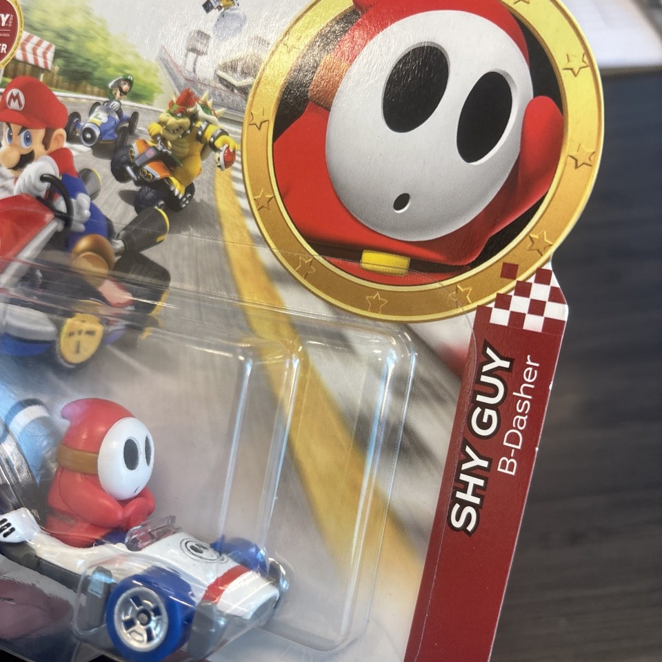 SHY GUY B-Dasher Hot Wheels MarioKart Die-Cast Vehicle GJH61 Mario Kart ...
