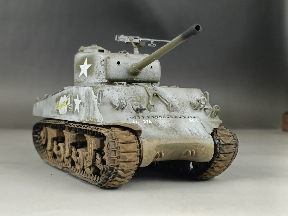 1/35 Built U.S M4A3 76W Sherman Thunderbolt VI Lt.Col. Abrams Bastogne ...