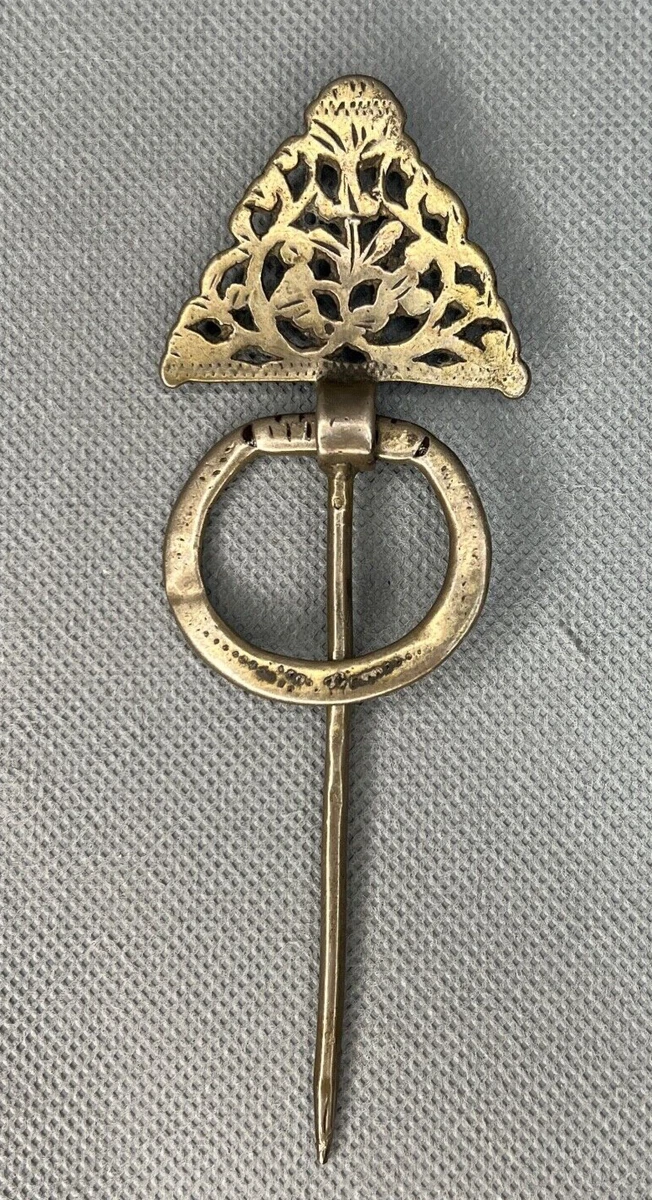 Fibula Brooch