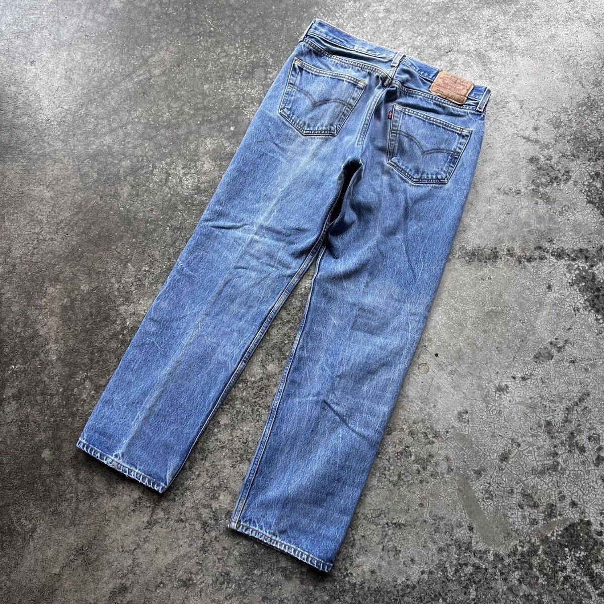 Vintage 80s 90s Levi's 501 Button Fly Denim Jean Mens Actual Vintage 80s 90s Levi's 501 Button Fly Denim Jean Mens Actual