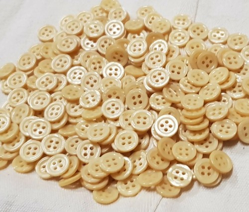 LOT 240 ANCIENS BOUTONS GALALITHE JAUNE EFFET NACRE 12 mm VINTAGE / B4 ...