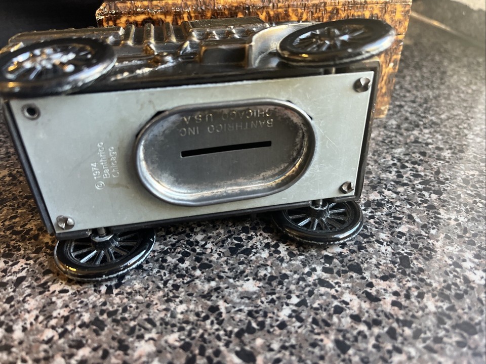 1974 Banthrico 1906 Mack Truck Coin Bank Die Cast Metal Chicago USA ...