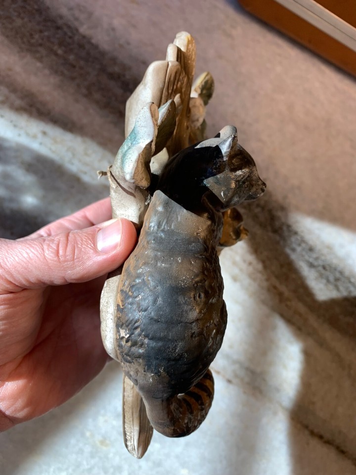 Vintage Raccoon Racoon Ceramic Figure Figurines Wall Rustic Camp Cabin ...