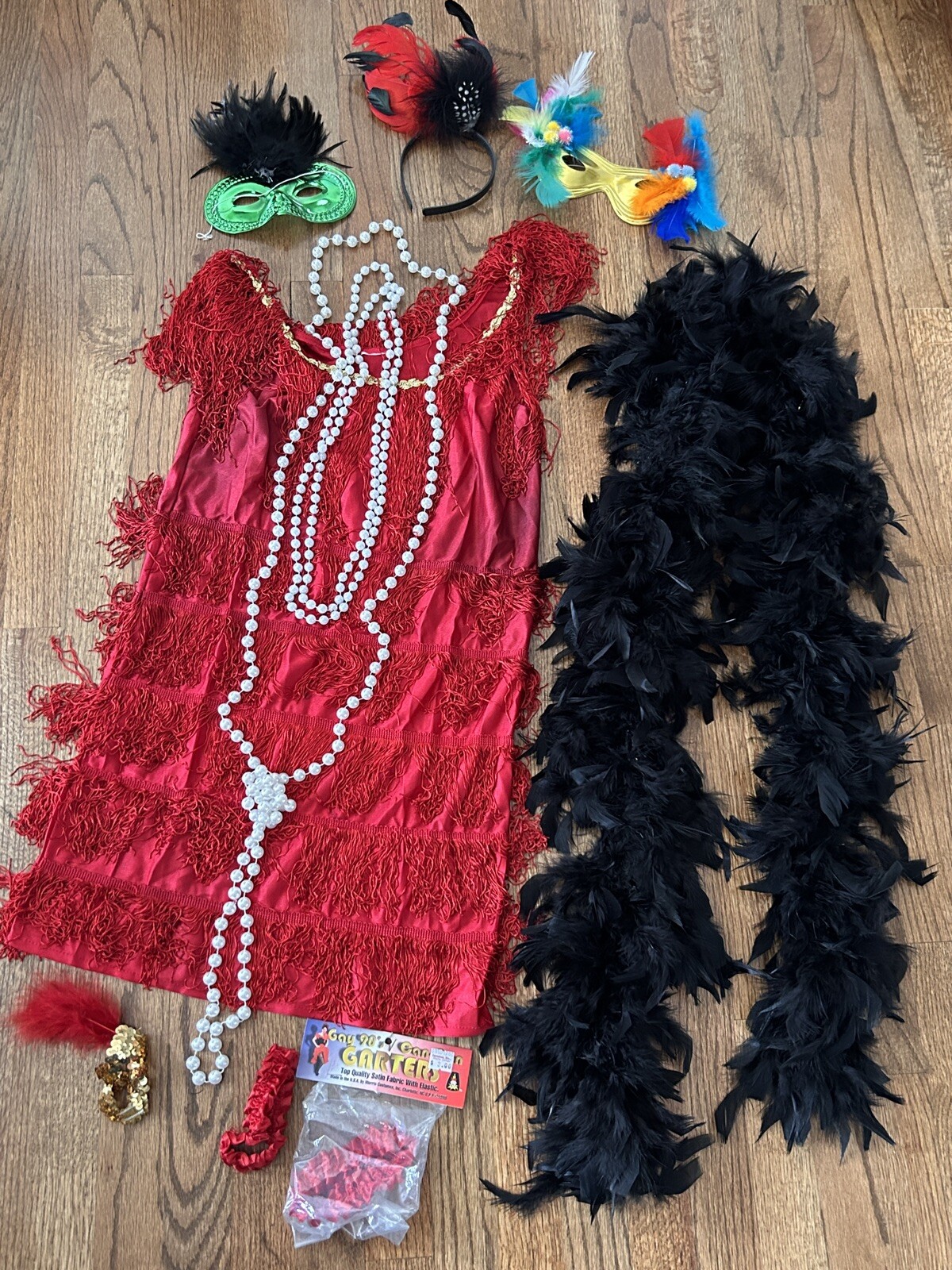 1920s flapper costume red dress w/ black feathers … - Gem