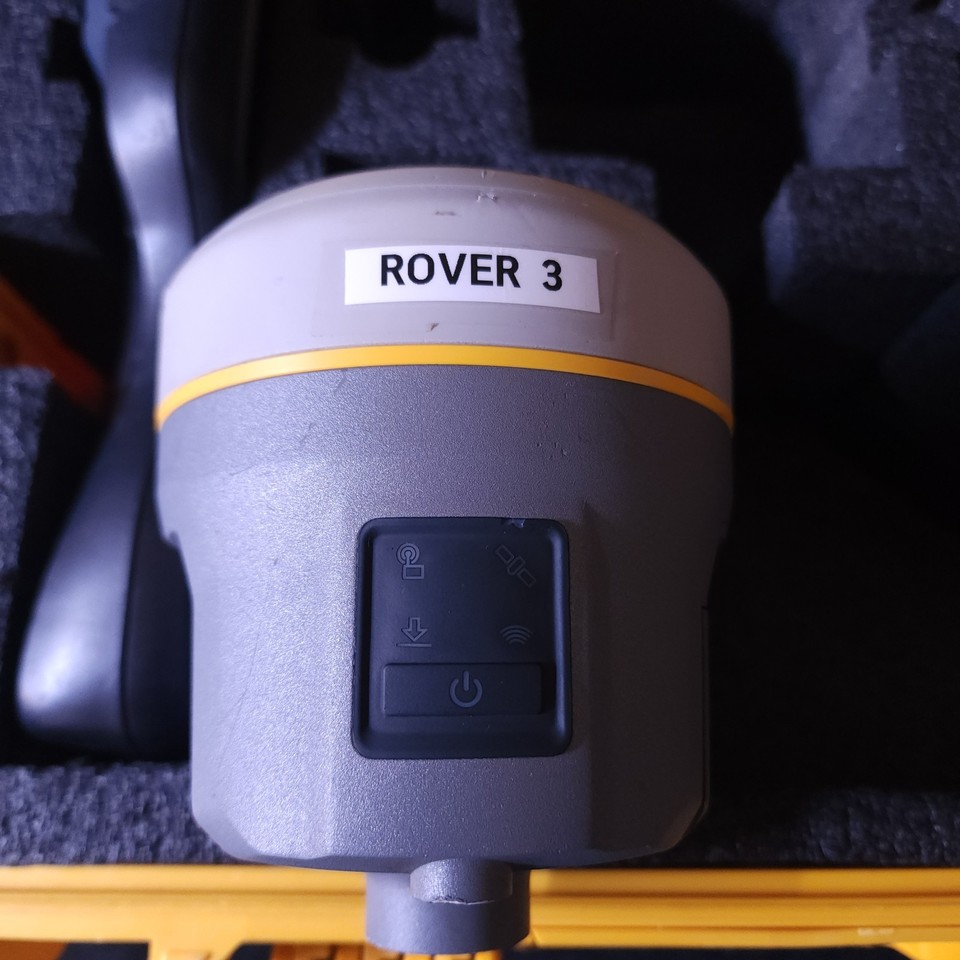 Trimble R10 GNSS Receiver Base Rover Kit w/ TSC3 Data Collector ...