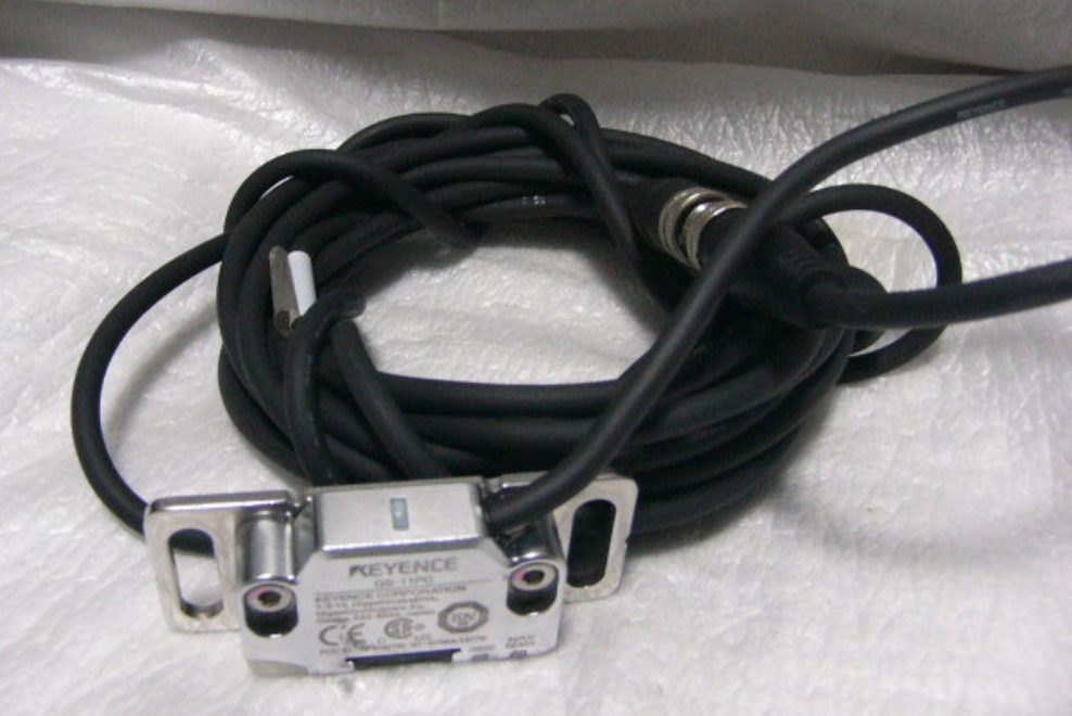 KEYENCE GS-11PC Safety Interlocking Switch Used From Japan | eBay
