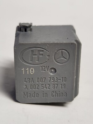 HELLA HF Mercedes 4RA 007 793 10 A 002 542 87 19 Relay 12 VDC 4 BLADE ...