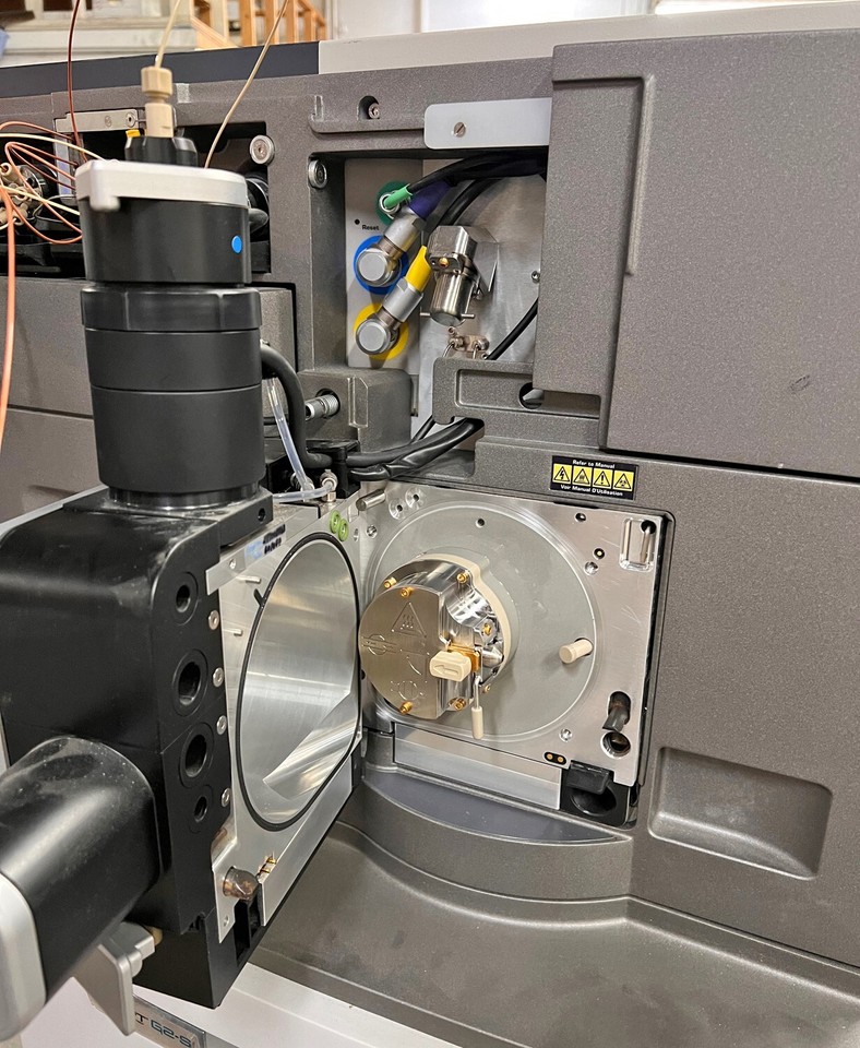 Waters Synapt G2-Si HDMS High Definition Mass Spectrometer w/T-Wave Ion ...