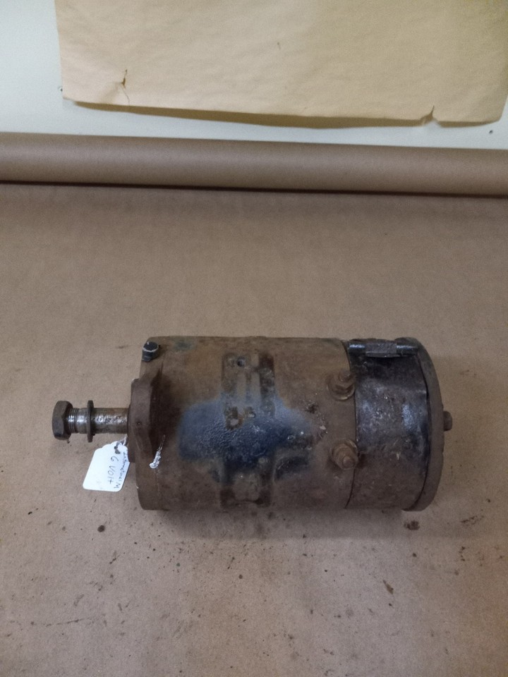 International Farmall Cub 6 volt Generator IH Farmall tractor Tested ...