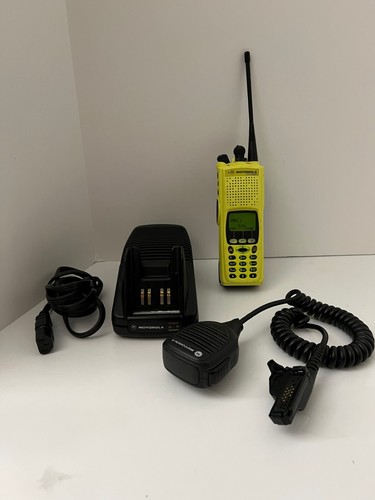 MOTOROLA XTS5000 UHF P25 Police Fire Security GMRS ASTRO 308 470hz ...