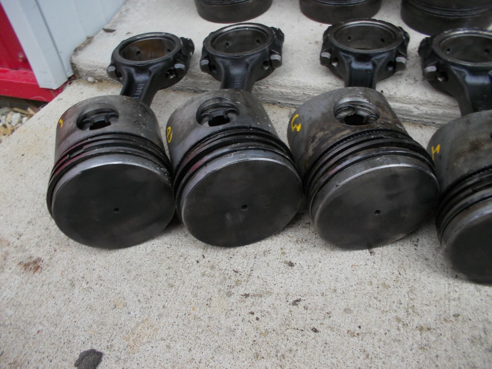 Oliver 88 Diesel tractor engine motor (6) pistons piston sleeves rods ...