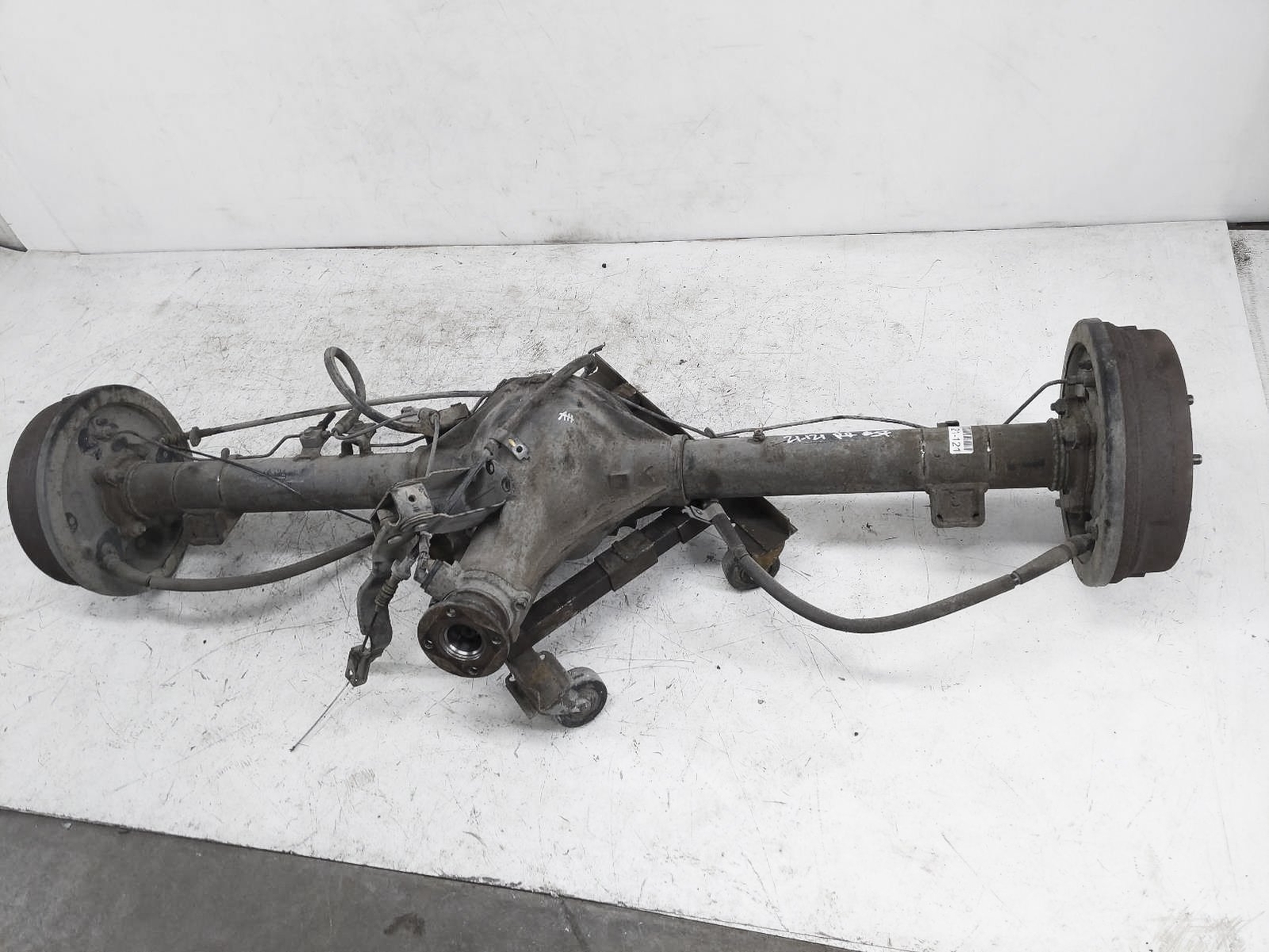 1998-2000 Nissan Frontier 2.4L 4X2 Rear End Differential W/ Axles 43010 ...