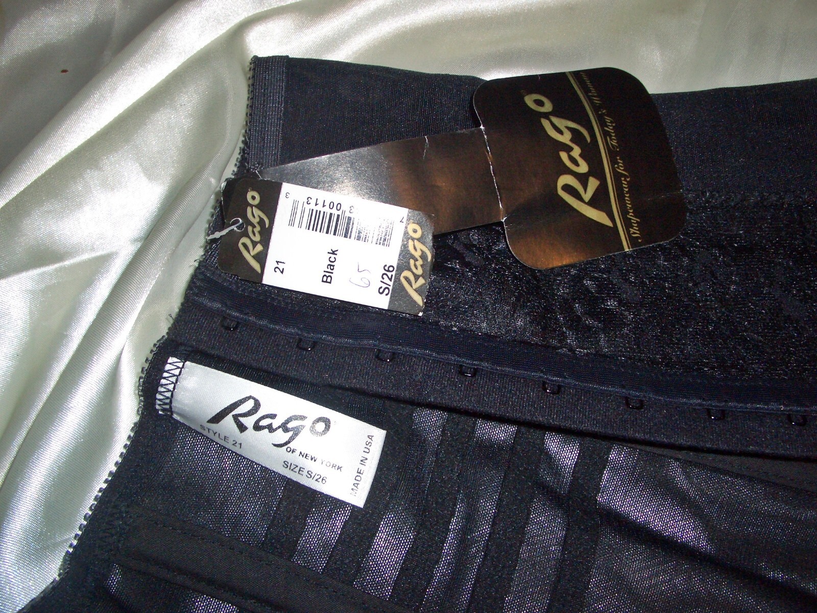 Vintage RAGO edler strammer Straps Mieder Hüfthalter Spitze S schwarz ...