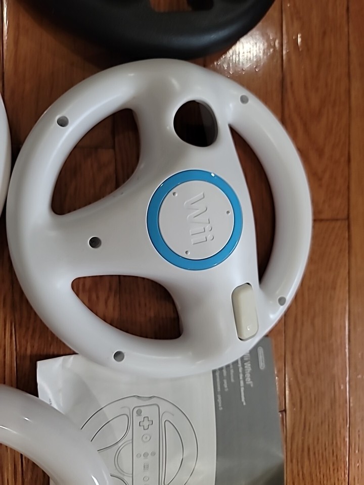 4 Nintendo Wii Steering Wheels for Mario Kart Wii 1 OEM, 1 Ubisoft, 2x ...