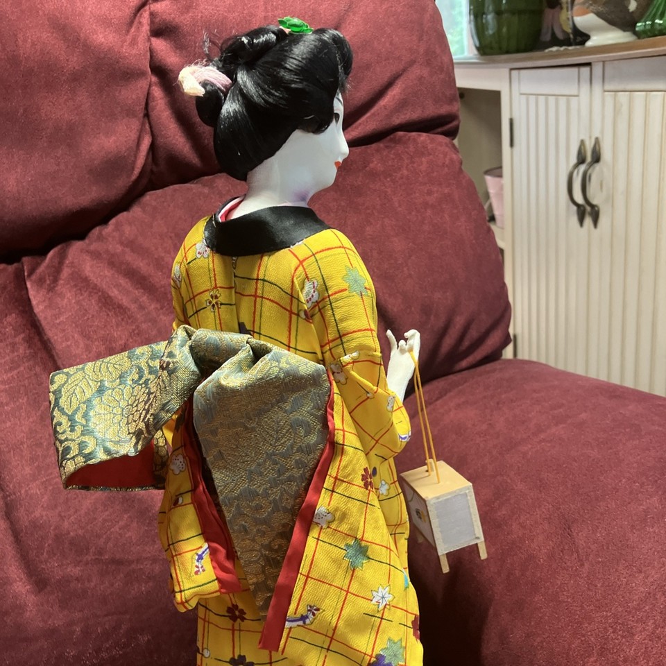 Set Of Two Japanese Geisha Doll Large 18" Tall. Red One Is Sakura-Gari. | eBay