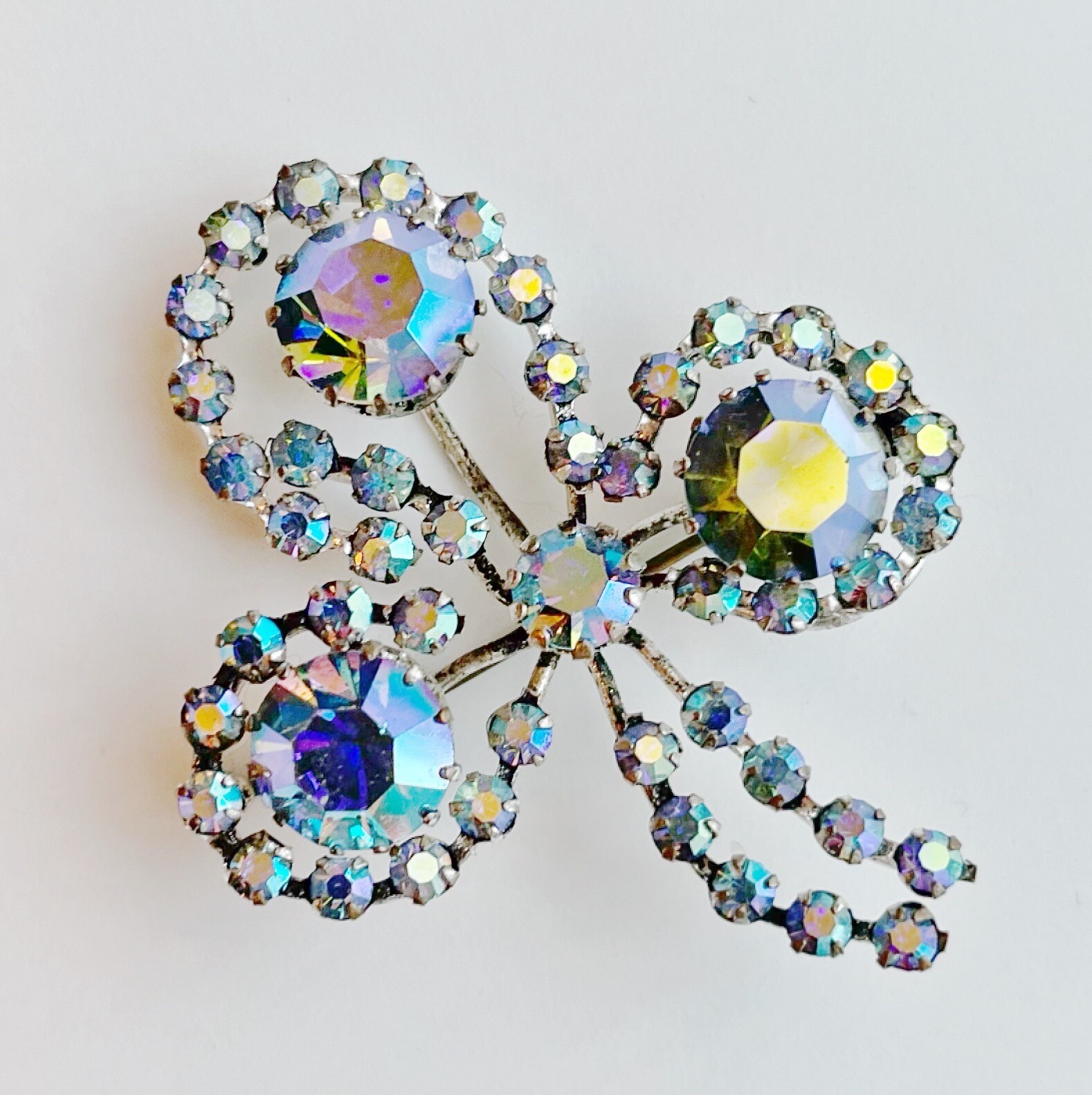 Vintage Signed Triad Blue Rhinestone Clover Brooch - Gem