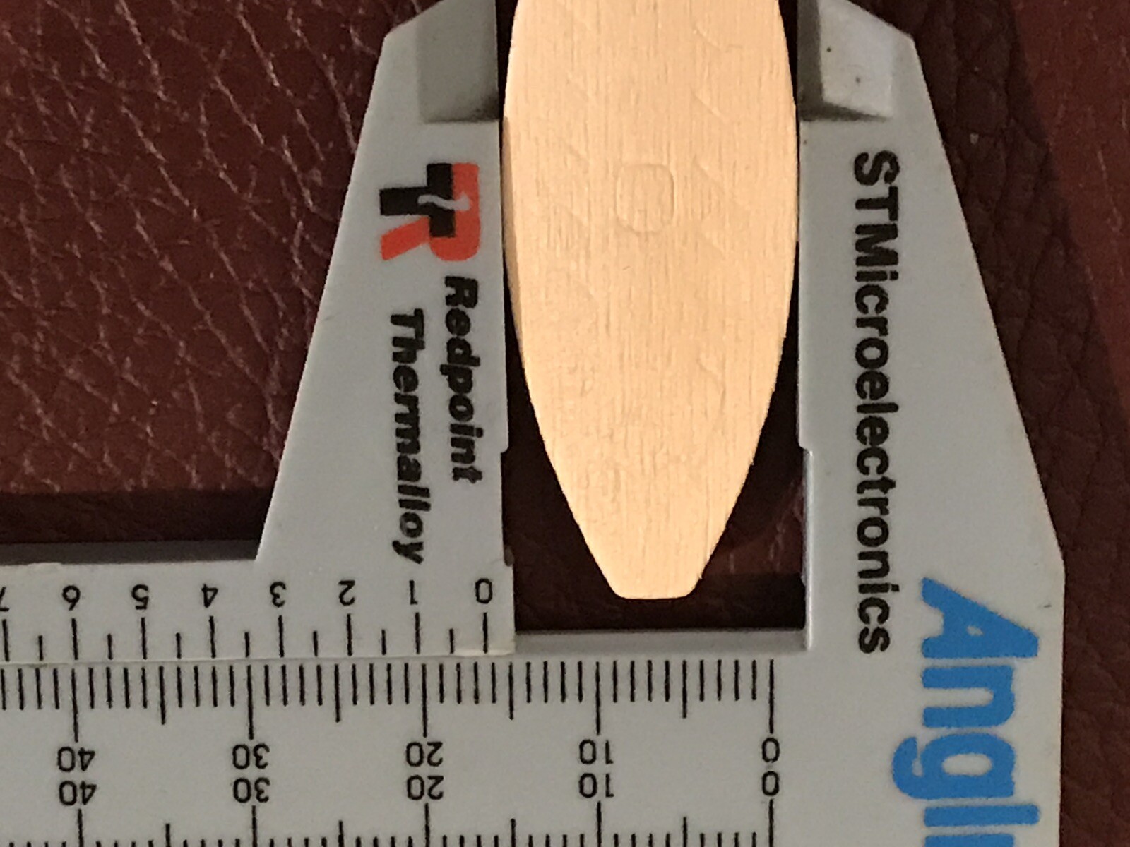 BEST PRICE! 100 WOOD BISCUITS SIZE 0, 47mm x 16mm x 4mm Silverline ...