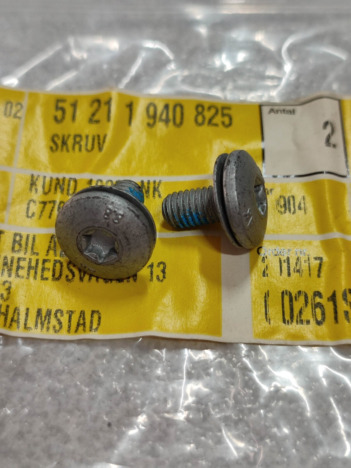 BMW E34-E39-E31-Z3 torx-bolts(2) with washer M6x12 !NEW! GENUINE ...