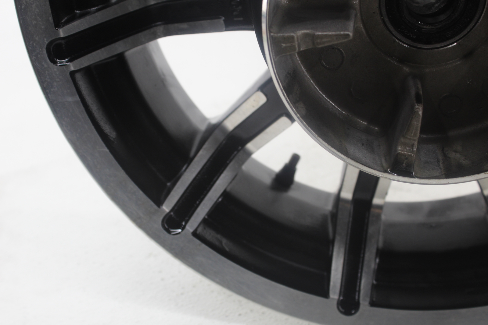 14-19 Harley Davidson Touring Electra King Street Road Glide Rear Wheel ...