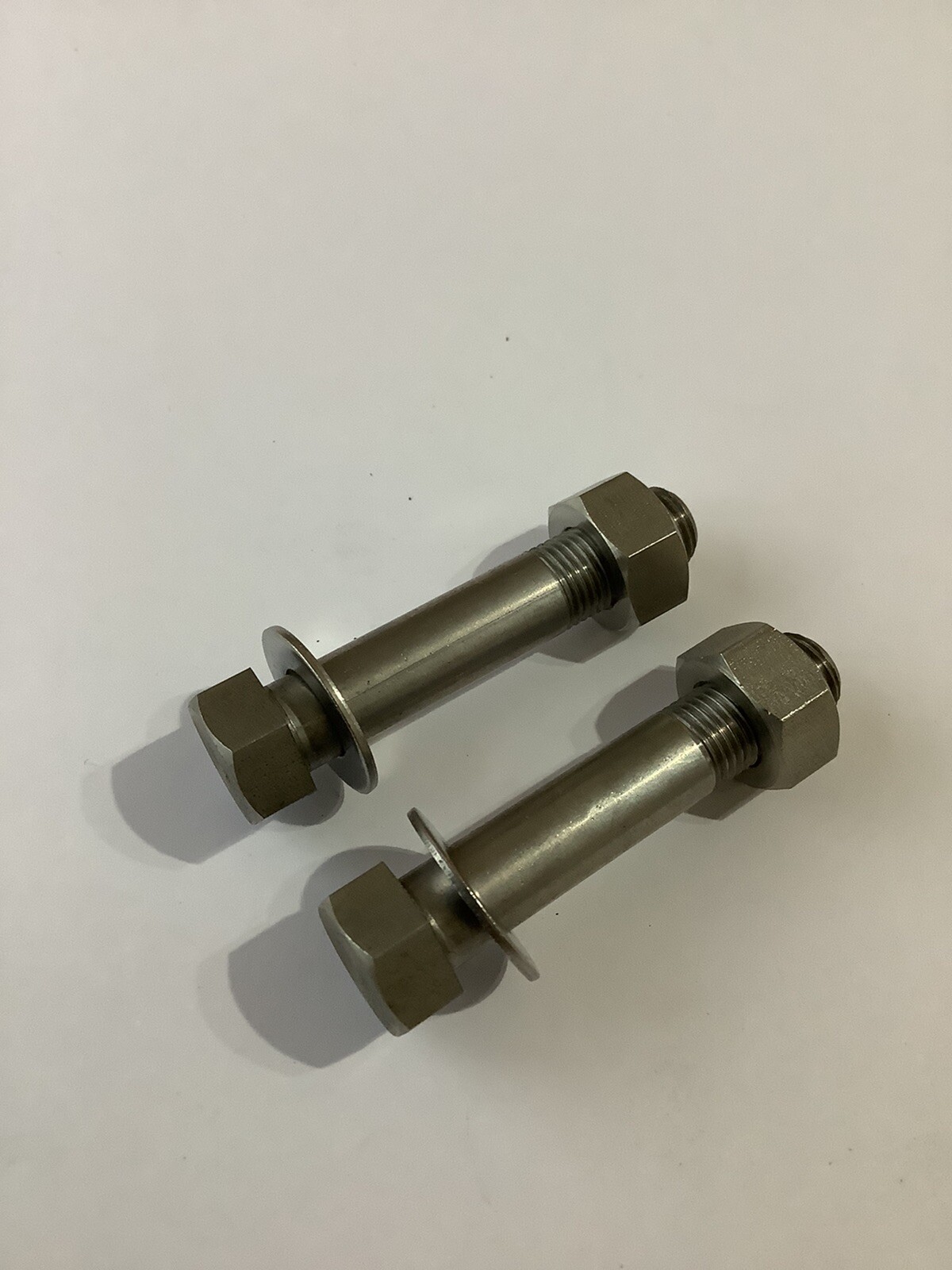 Triumph Tiger Cub E2113 Shock Absorber Top Bolts c/w Nuts & Washers for ...