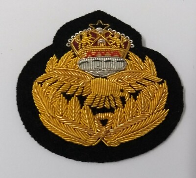 GAF Air Force Gold Wire Hat Badge With Eagle Crown & Star Insignia ...