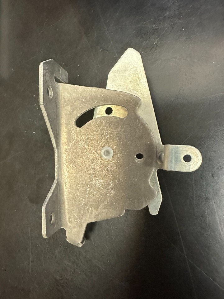 briggs and stratton throttle control bracket 392933 *obsolete part | eBay