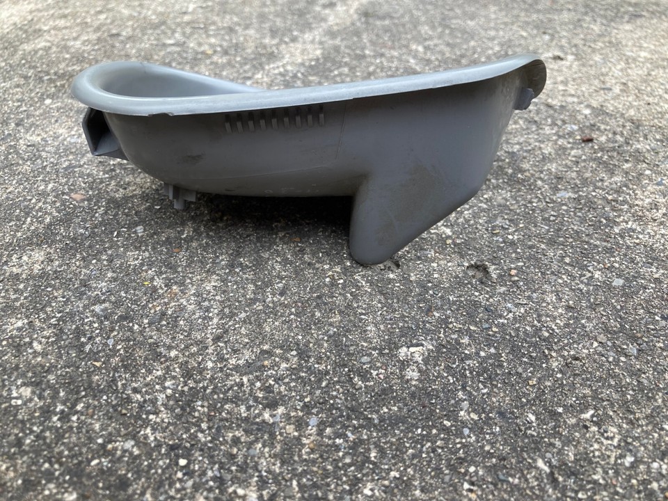 94-04 Mustang SN95 Interior Door Handle Release Trim Bezel Cup, Left ...