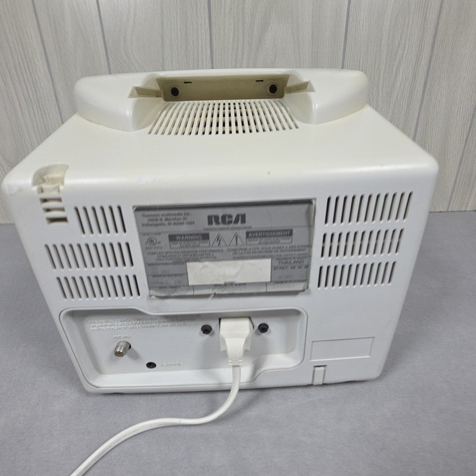 RCA CRT TV 9 Inch Model E09344 Television No Remote Powers On Retro ...