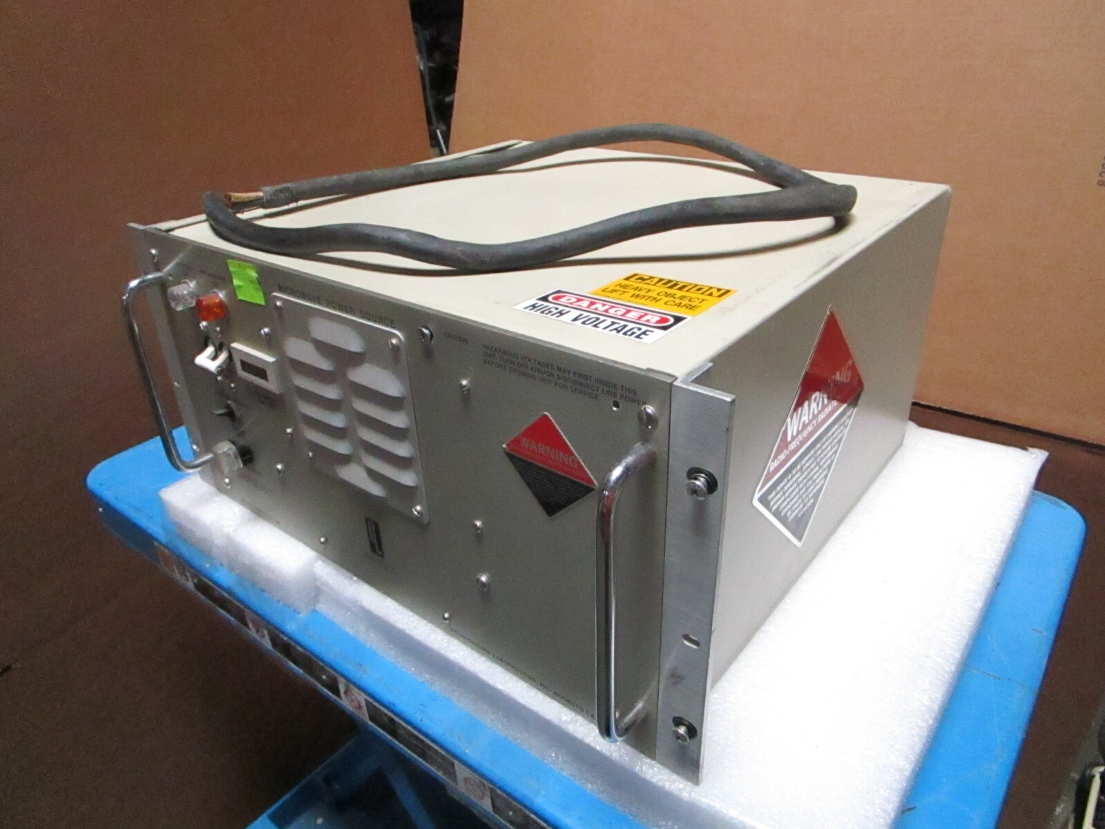ASTEX GERLING GASONICS 16474-01 MICROWAVE POWER SOURCE GENERATOR 94 ...