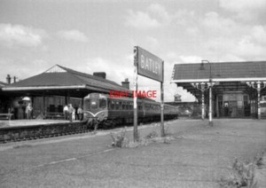 PHOTO RAILWAY STATION - BATLEY IN 1962 | eBay