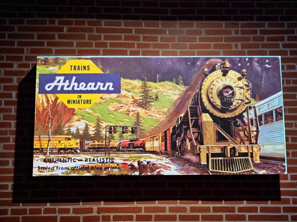 HO Scale Illinois Central IC SW7 Diesel Switcher Locomotive #1203 | eBay