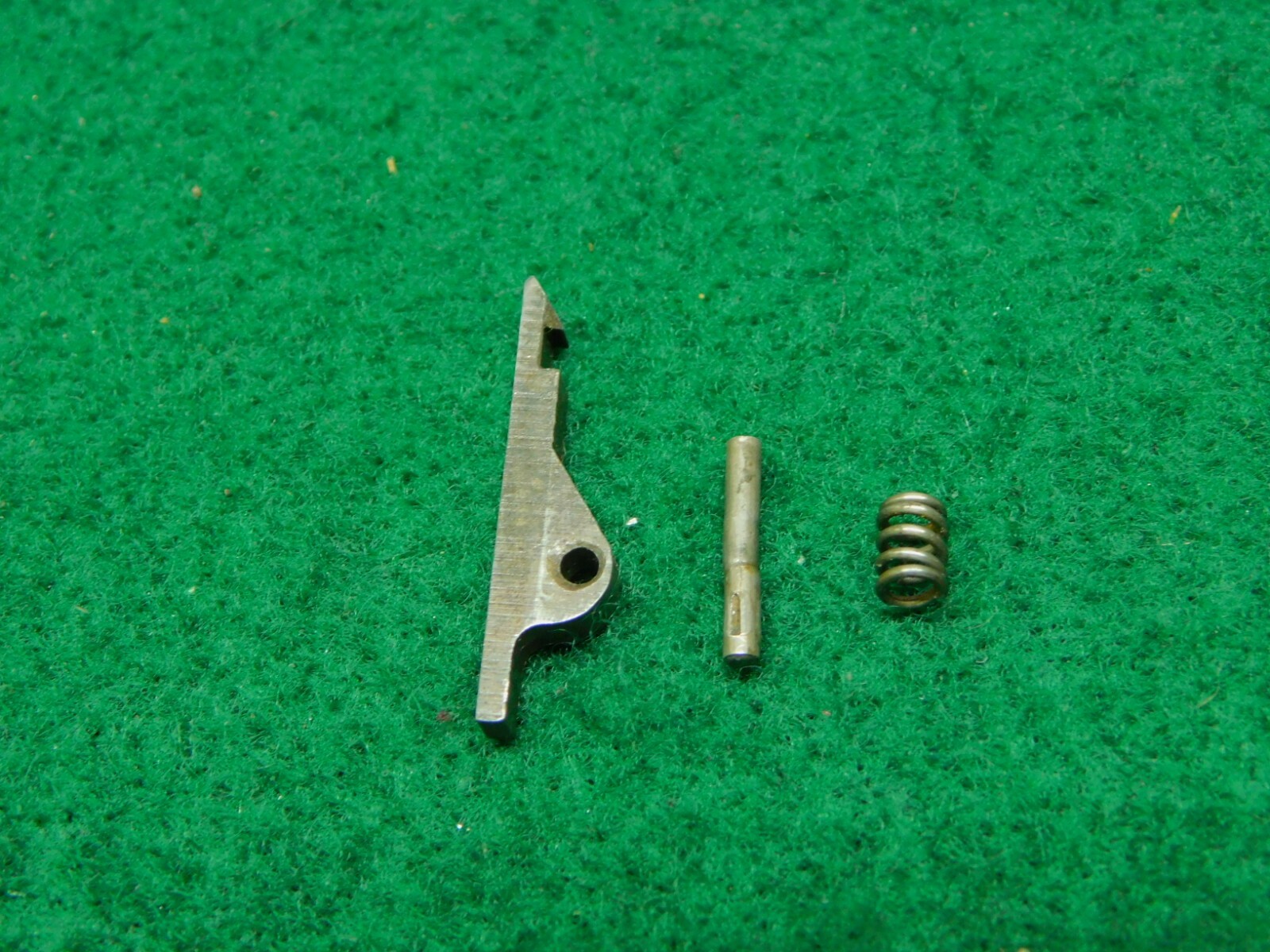 Mossberg 500 Extractor Right Hand Set 12 16 20 GA Original | eBay