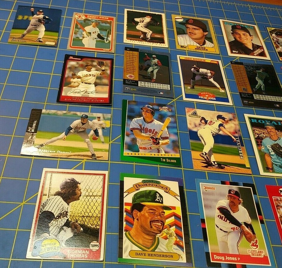 Lot of 21 Cards baseball cards. Topps. Dwight Evans 158 Jason Dickson ...