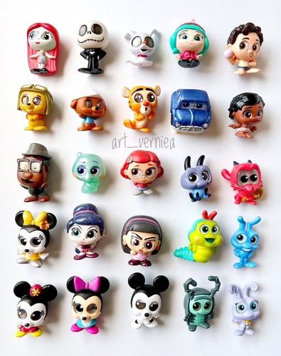 Disney Doorables - Lot Of 25 - Pixar Common Rare Ultra Rare Series 5, 8 ...