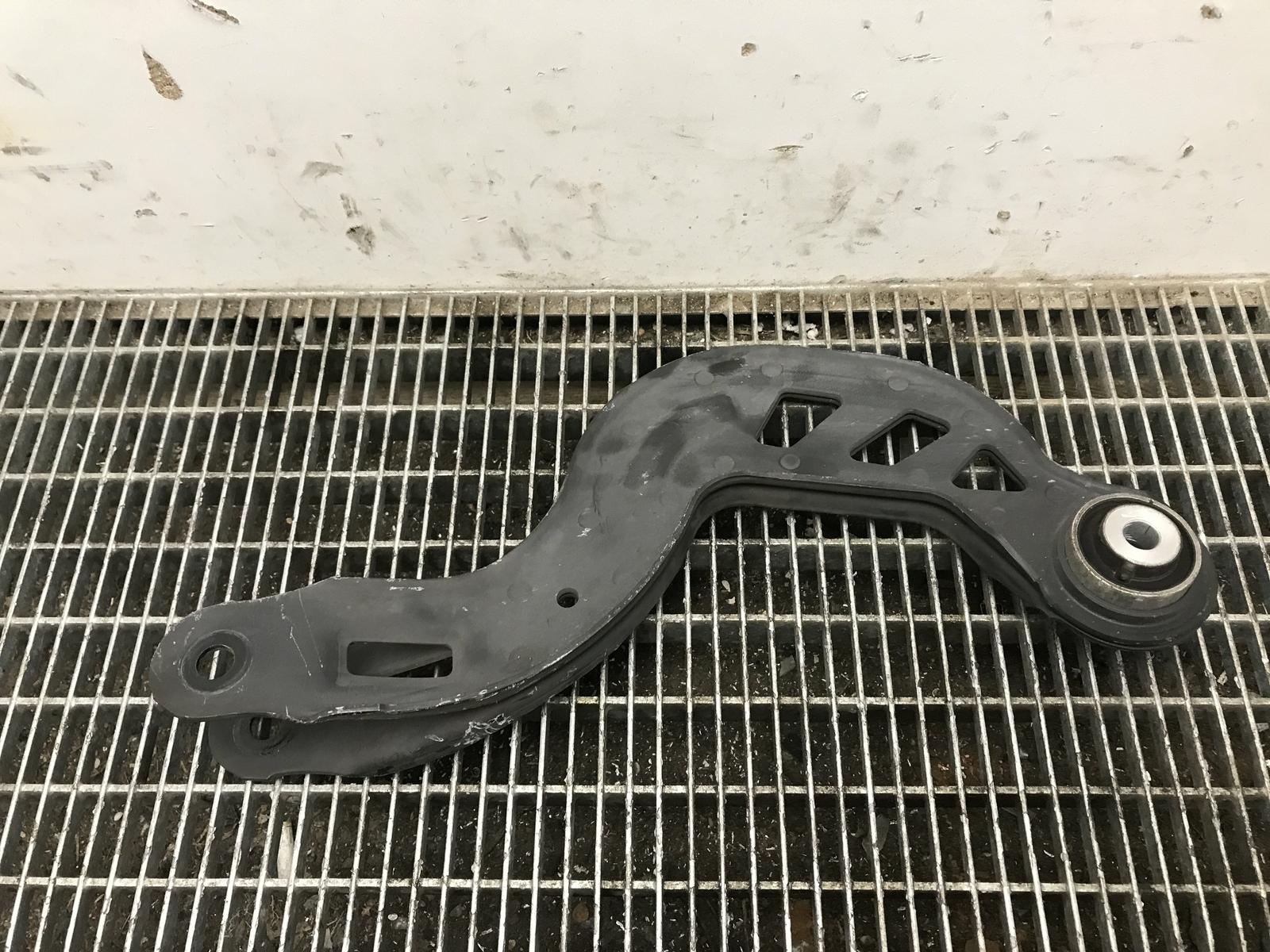 2014 MERCEDES-BENZ CLA Coupe C117 CLA 250 Rear Left Wishbone Arm ...