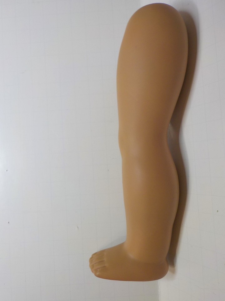 American Girl Caroline replacement left leg w/ all you need to fully ...