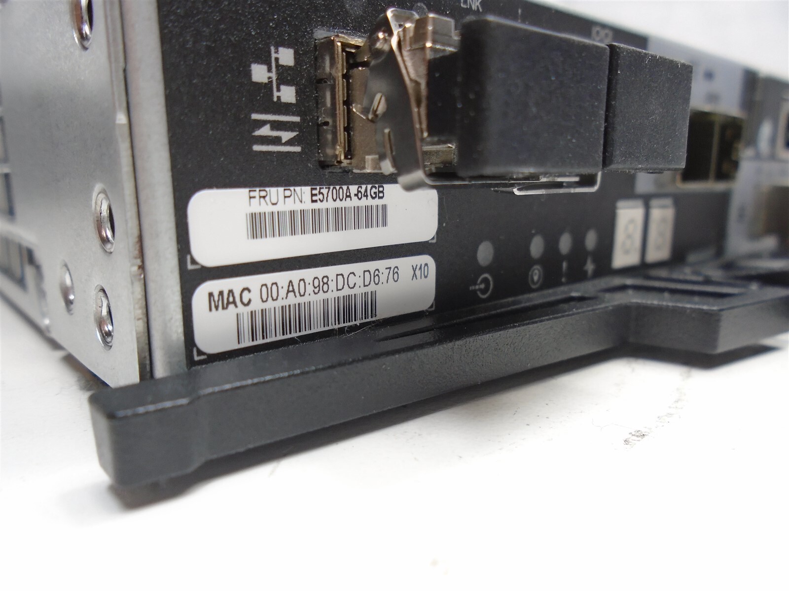 NetApp 111-03806 E5700A-64GB For E5700 With HIC 25GBE ISCSI Controller ...