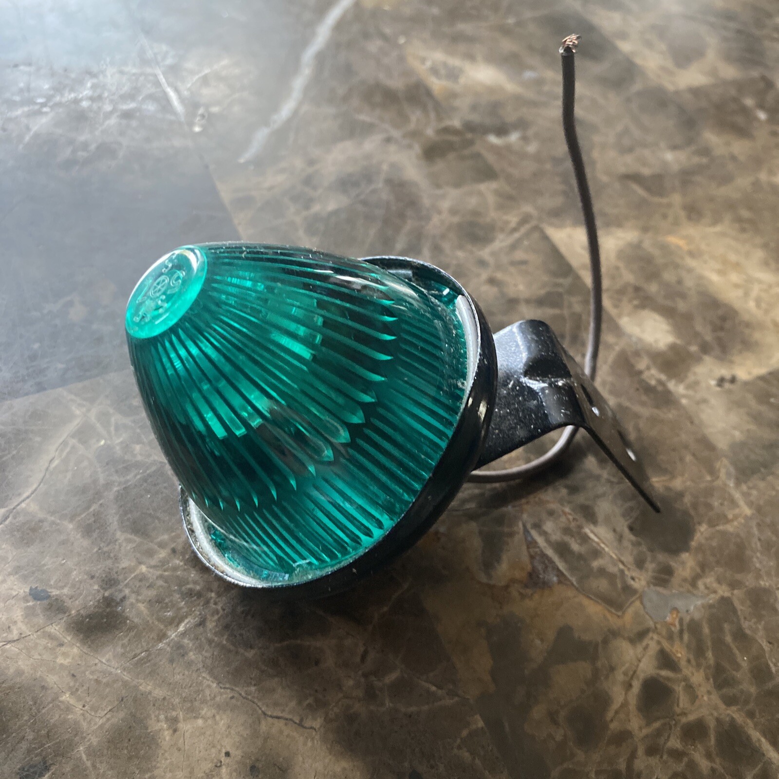 Vintage Autolamp Auto Lamp 665 SAE 507 S Green Beehive Tail Indicator ...